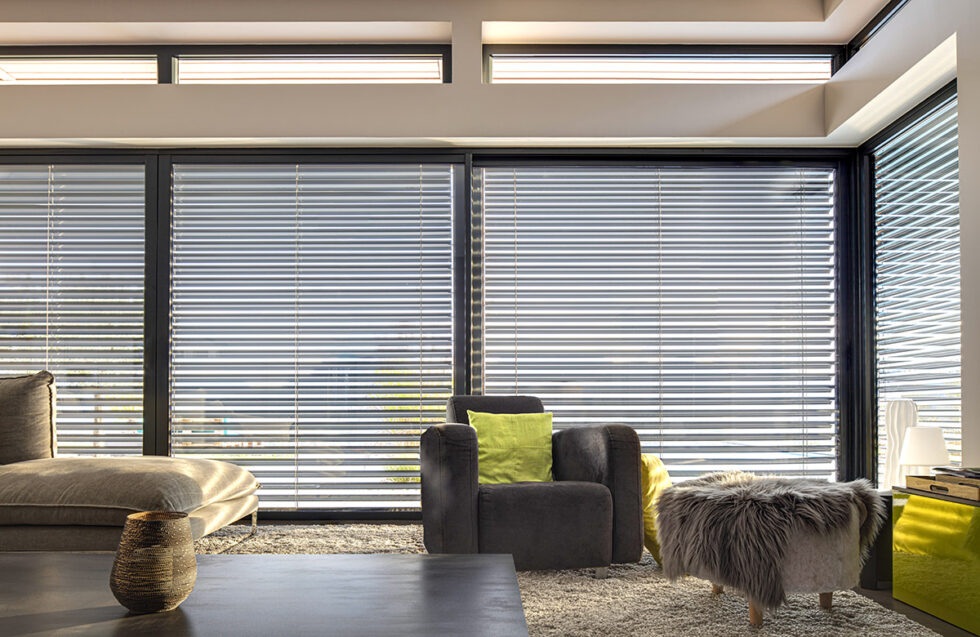 Lamisol III External Venetian Blinds - Advanced Light Management | Blinds by Peter Meyer