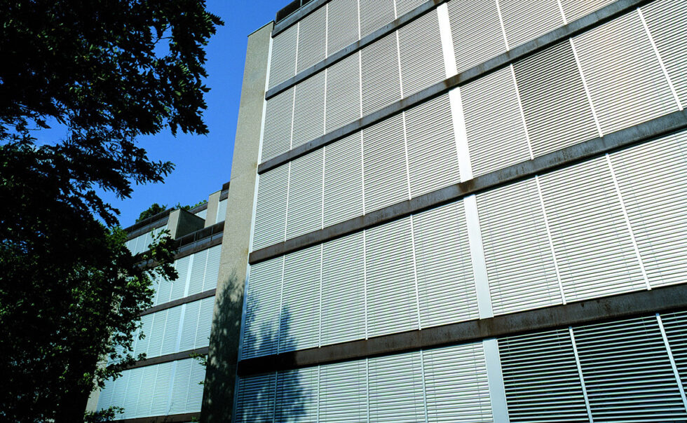 Solomatic II External Venetian Blinds - Versatile Sun Protection ...